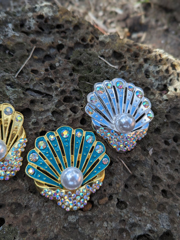 Ariel Mermaid Seashell Brooch – Emily Jane Designs